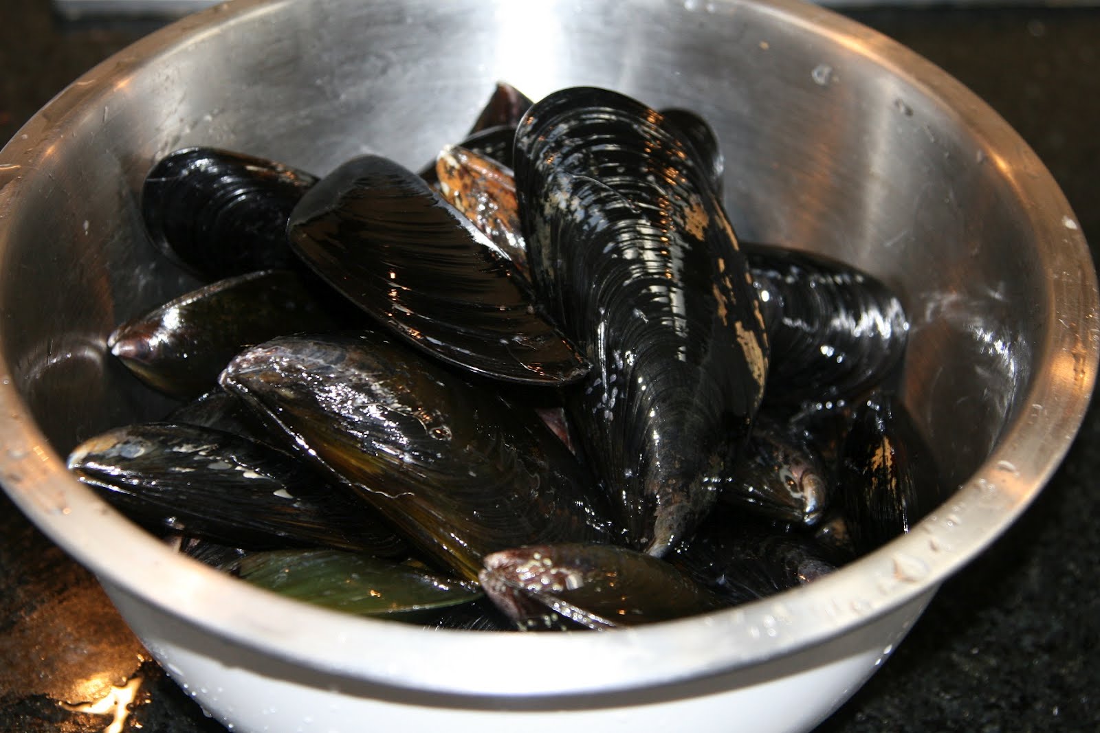 Emilio Deik: Curanto en Olla o Pulmay