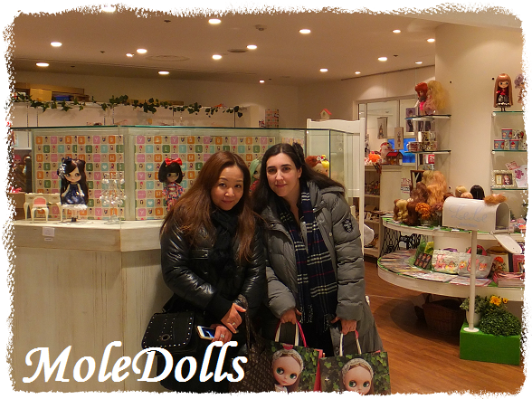 MoleDolls: Lele Junie Moon in Shibuya, Tokyo