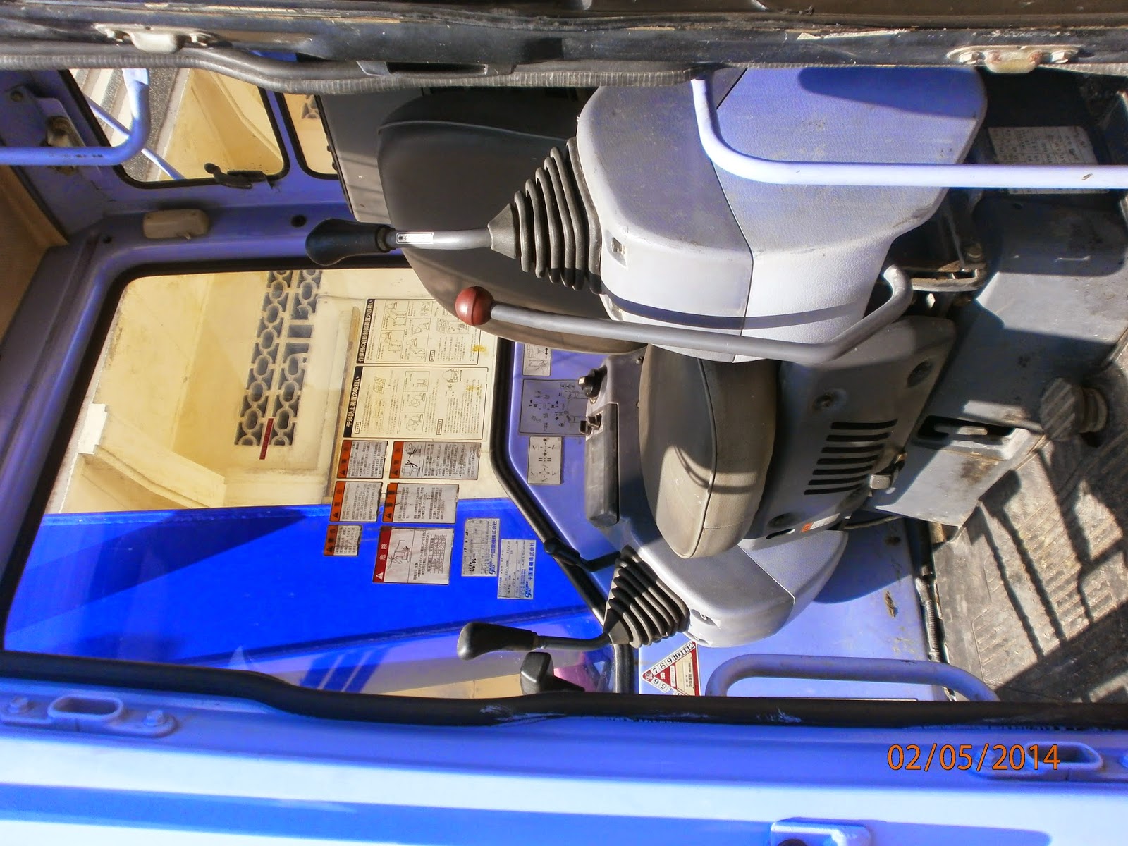 Excavator PC 75 UU - 2 Tahun 2014 ~ Toko Alat Berat Surabaya