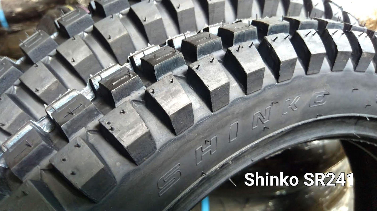 日本 SHINKO SR241 多功能胎系列 ~ 大六輪胎有限公司