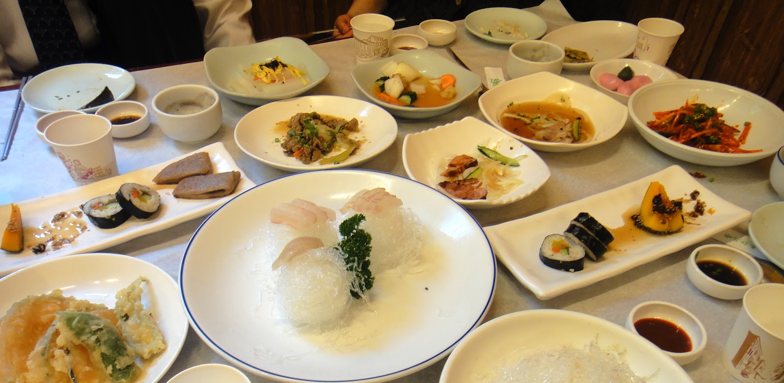 Busan & Beyond: Korean Wedding: Traditional lunch and beachfront reception