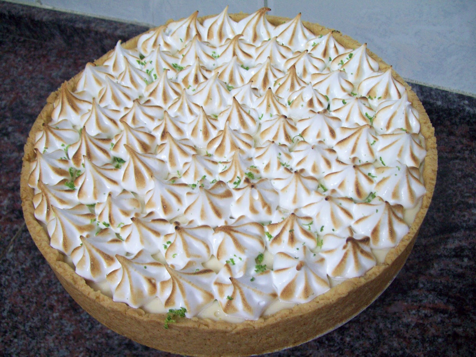 Sweet and Saucy: Torta de Limão com Merengue