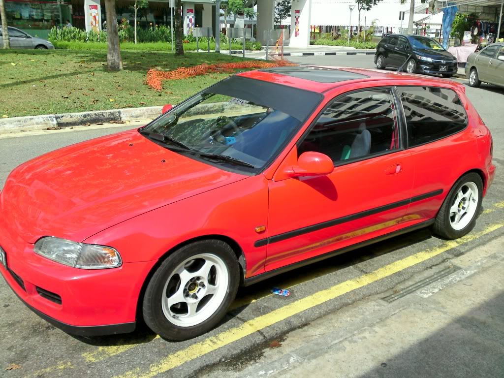 Honda CIVIC EG6: Red EG6