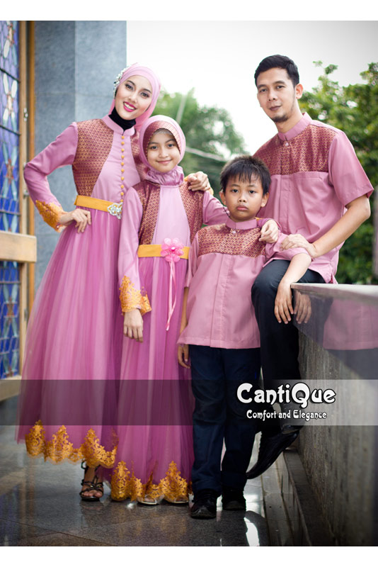 Contoh Model Baju Seragam Keluarga Untuk Pesta Pernikahan 2018