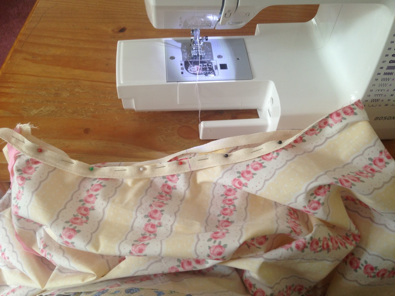 Sewing Kate Plus 4: Simplicity 2906: How I did....