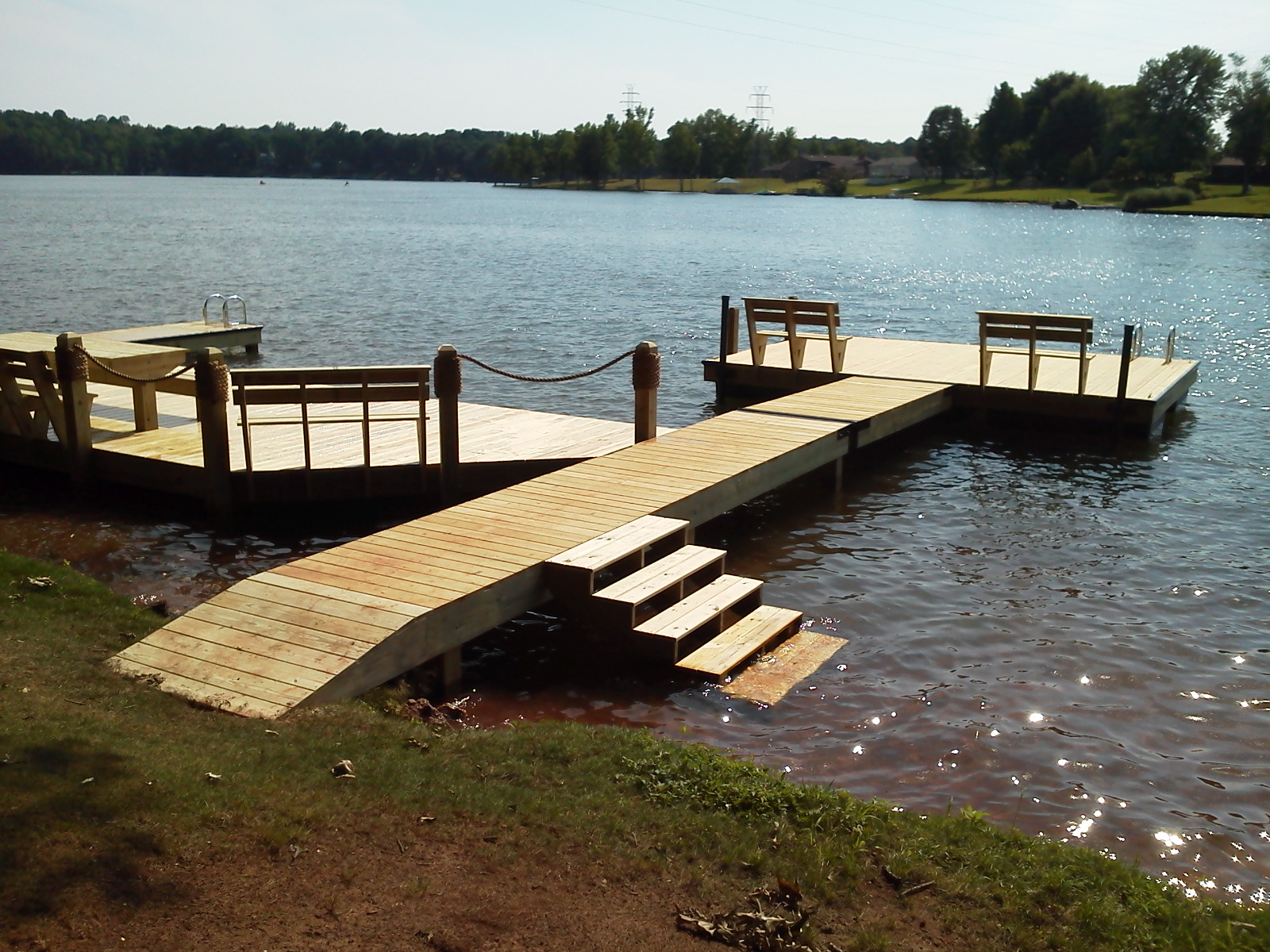 Settle Docks: Awesome Lake Bowen Dock!!!!!!