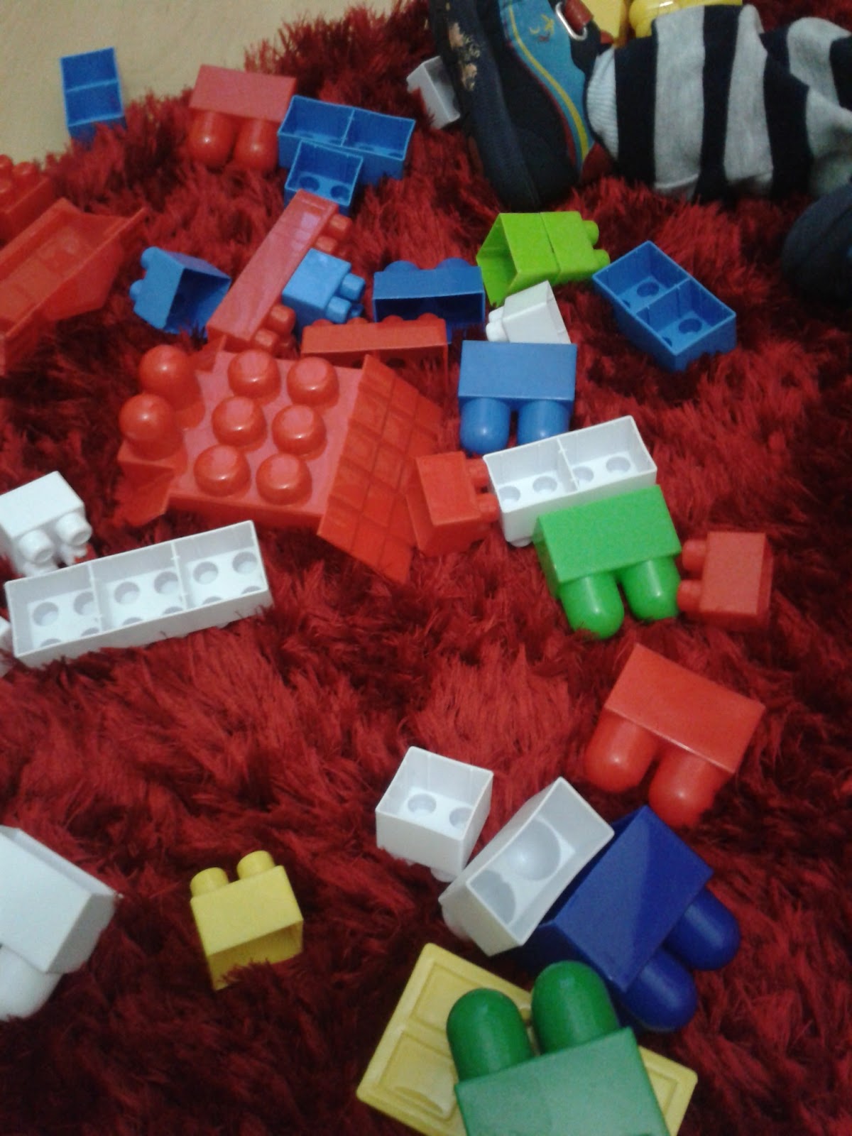 Oğlum Eymenim Herşeyim...: Büyük Legolar - Küçük Legolar