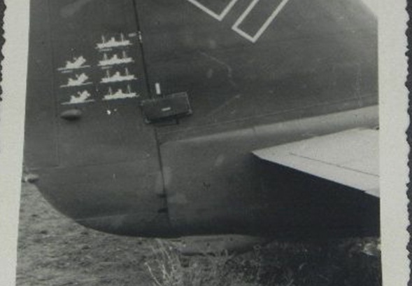 FalkeEins - the Luftwaffe blog: KG 51 Ju 88 photo album on Ebay