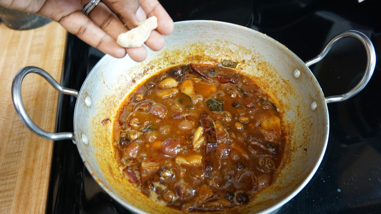 Vatha Kuzhambu Recipe | Steffi's Recipes