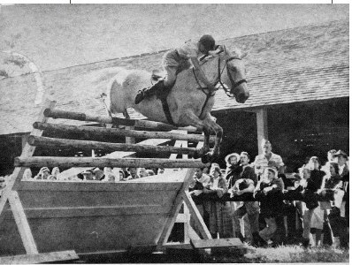 Horse Country Chic: Throwback Tuesday - The Aura of Upperville