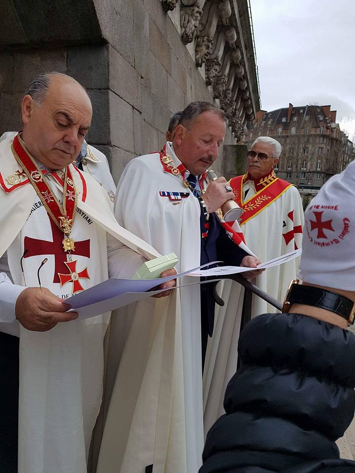 I Cavalieri Templari nella Cattedrale di Notre Dame