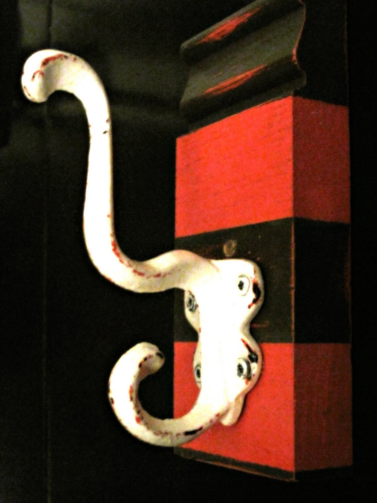 room to grow: Distressed Hooks