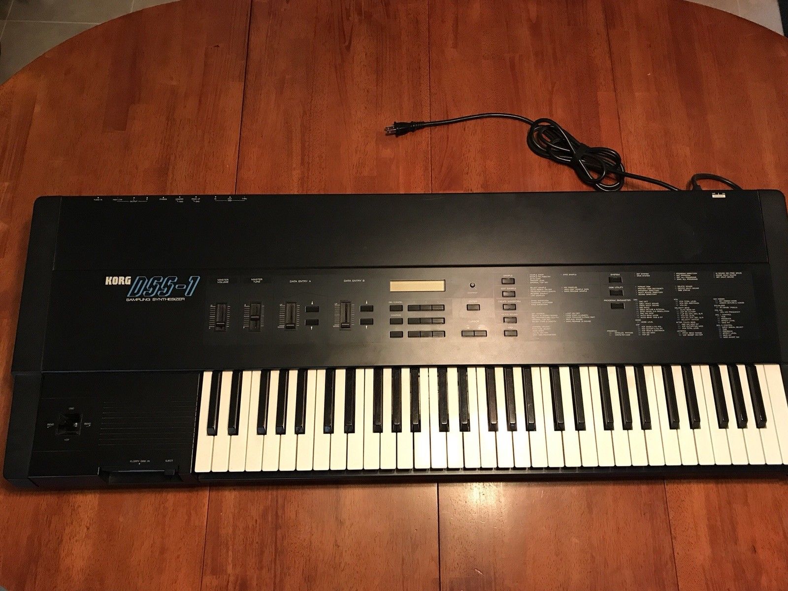 MATRIXSYNTH: Korg DSS-1 Synthesizer