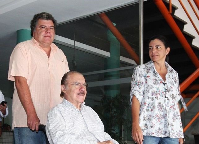 Deu na Veja: Pela primeira vez em 30 anos, família Sarney pode ficar ...