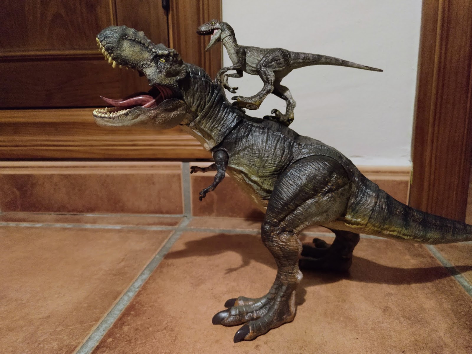 El Blog de Bahia: Repaint: T.Rex "Roberta/Rexy" Jurassic Park ("Extreme ...