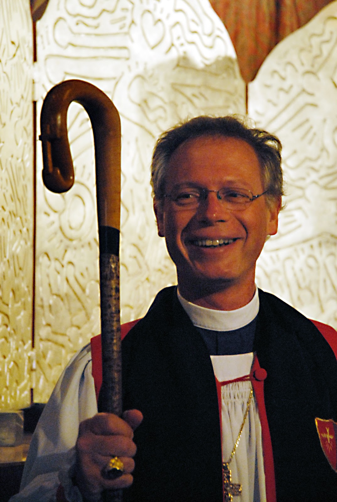 Lone Star Parson: Space Alien Bishop Held In Catholic Basement!