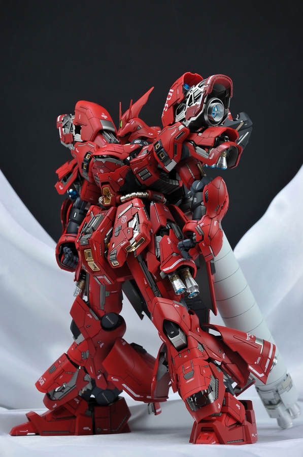 Custom Build: MG 1/100 MSN-04 Sazabi Ver. Ka "Detailed"
