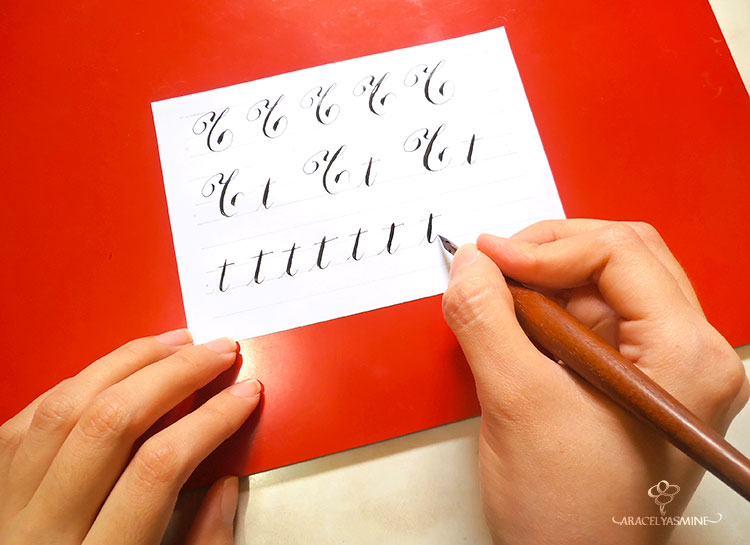 Caligrafía copperplate, ¿cómo escribir la letra "T"? | Aracelyasmine ...