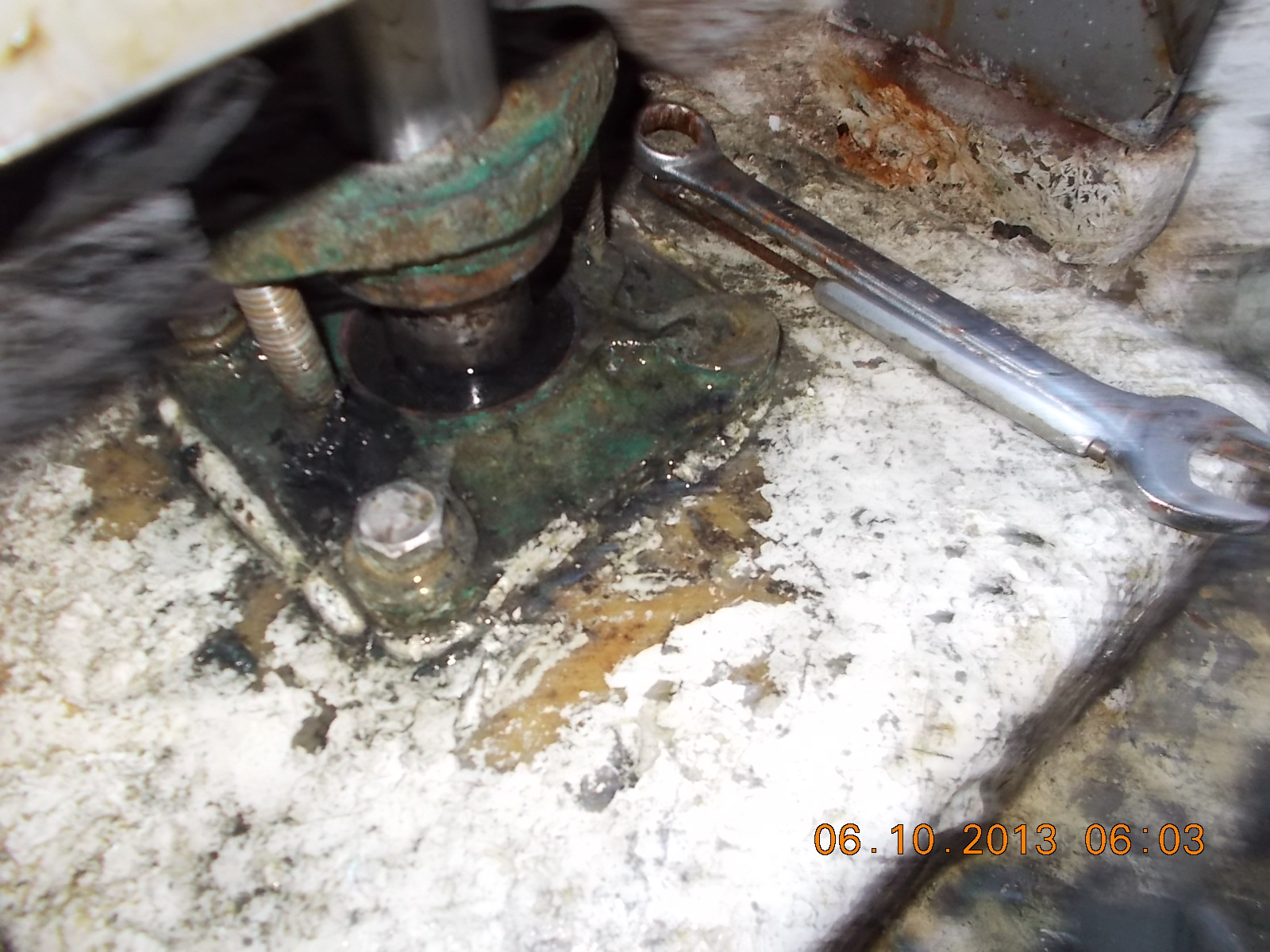 Living Aboard Sleepy Dragon: Rudder Packing