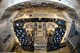 Astro Ufologia: Dentro dos ônibus espaciais - Inside of space shuttle