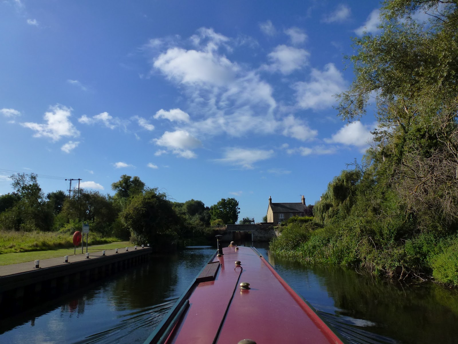 Narrowboat SKYLARK: Lazy Otter to Earith
