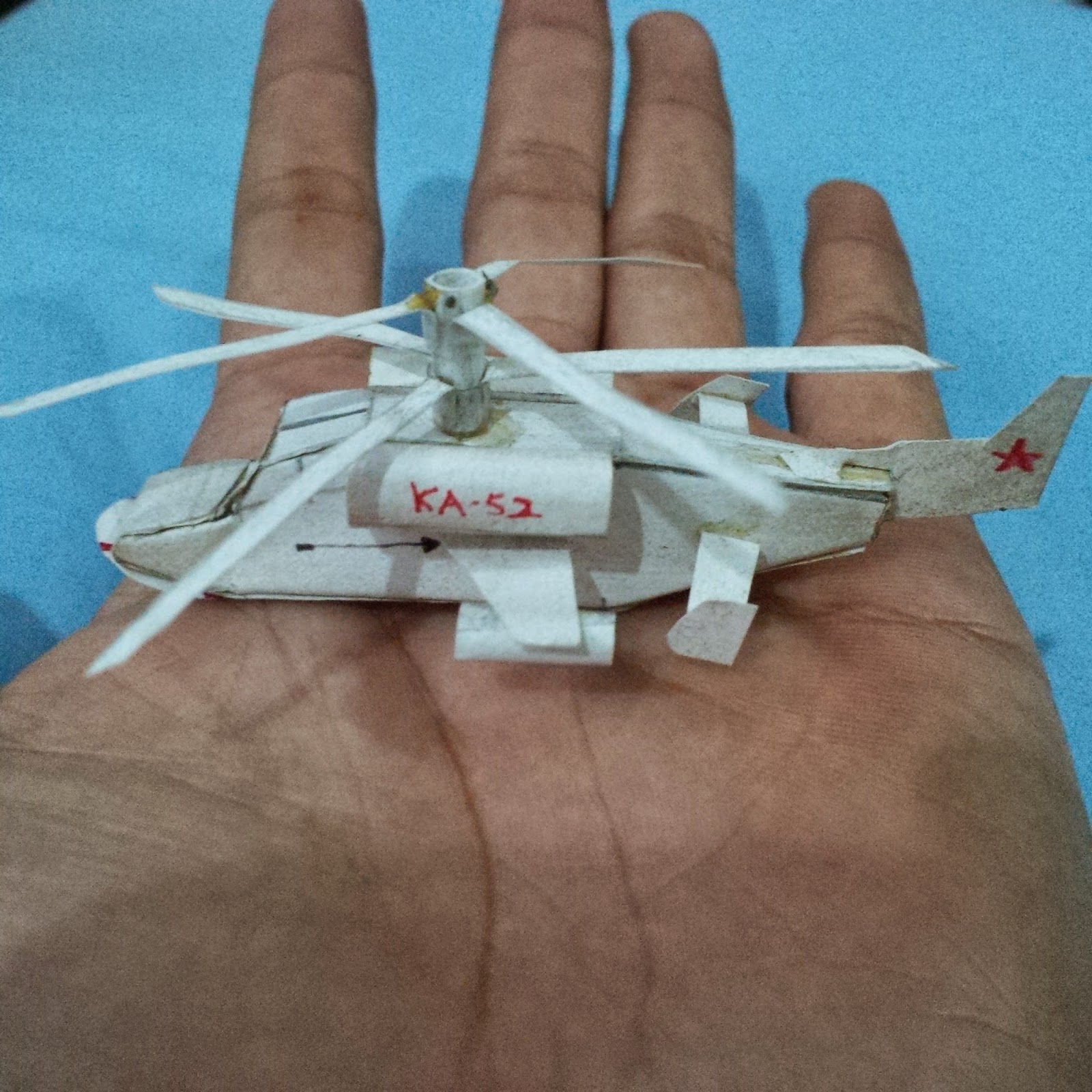 PAPERCRAFT: KA 52 Alligator