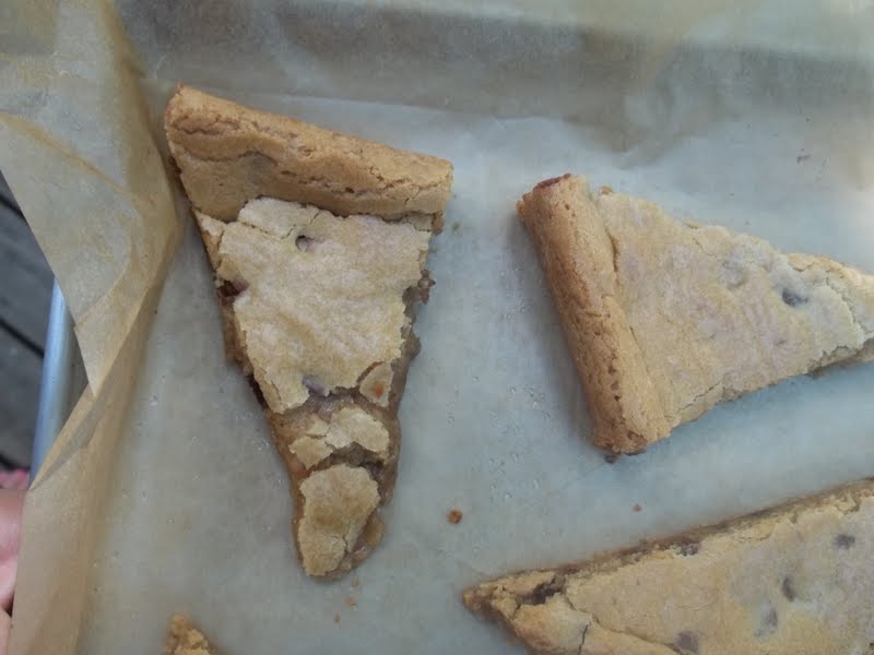 Chewy Toffee Triangles with Milk Chocolate Chips | SarahCupcake