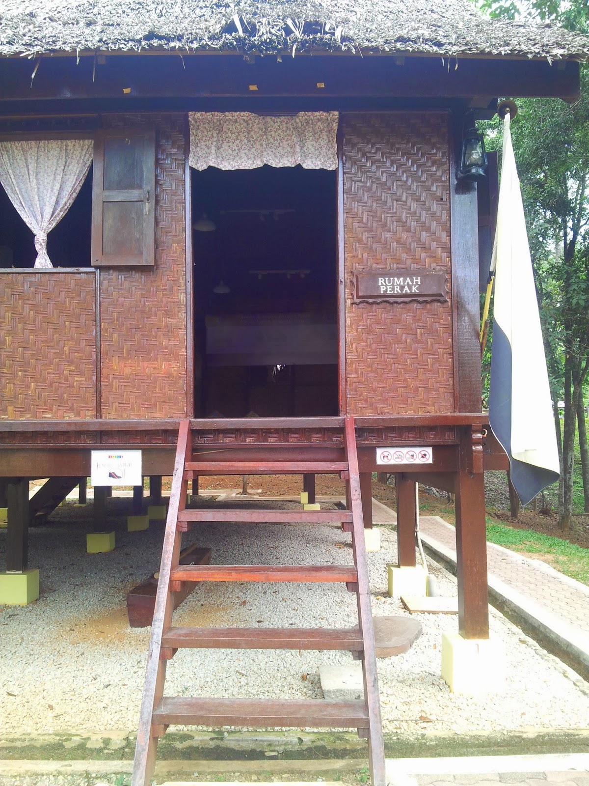 HOUSE OF HERITAGE: HOUSE OF PERAK