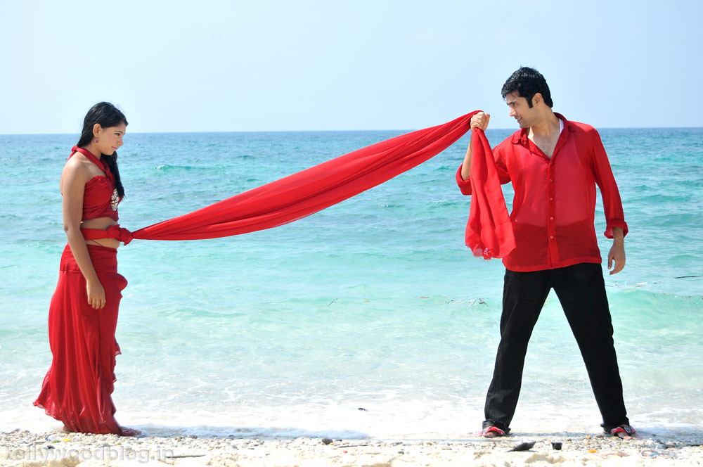 Pelli Pustakam movie Stills Photos Gallery