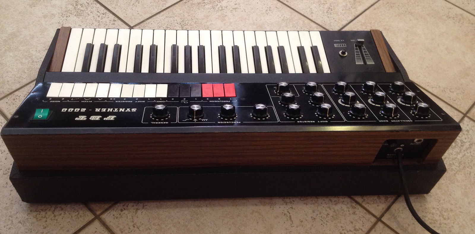 MATRIXSYNTH: FBT Synther 2000