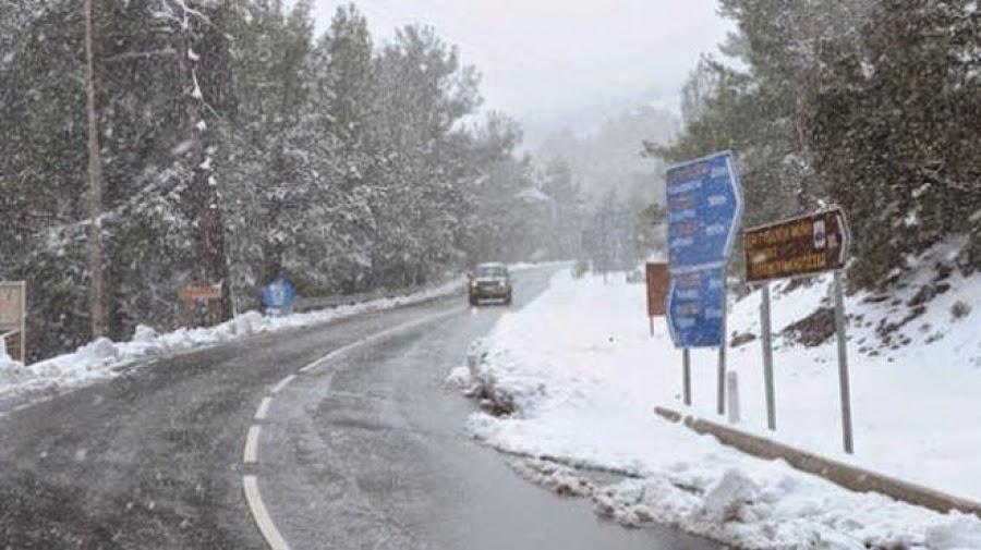 ΠΡΟΣΟΧΗ ΔΕΝ ΤΕΛΕΙΩΣΕ... ΧΙΟΝΙΑ ΚΑΙ ΨΟΦΟΚΡΥΟ ΚΑΙ ΣΗΜΕΡΑ... ΔΕΙΤΕ ΠΟΙΟΙ ...
