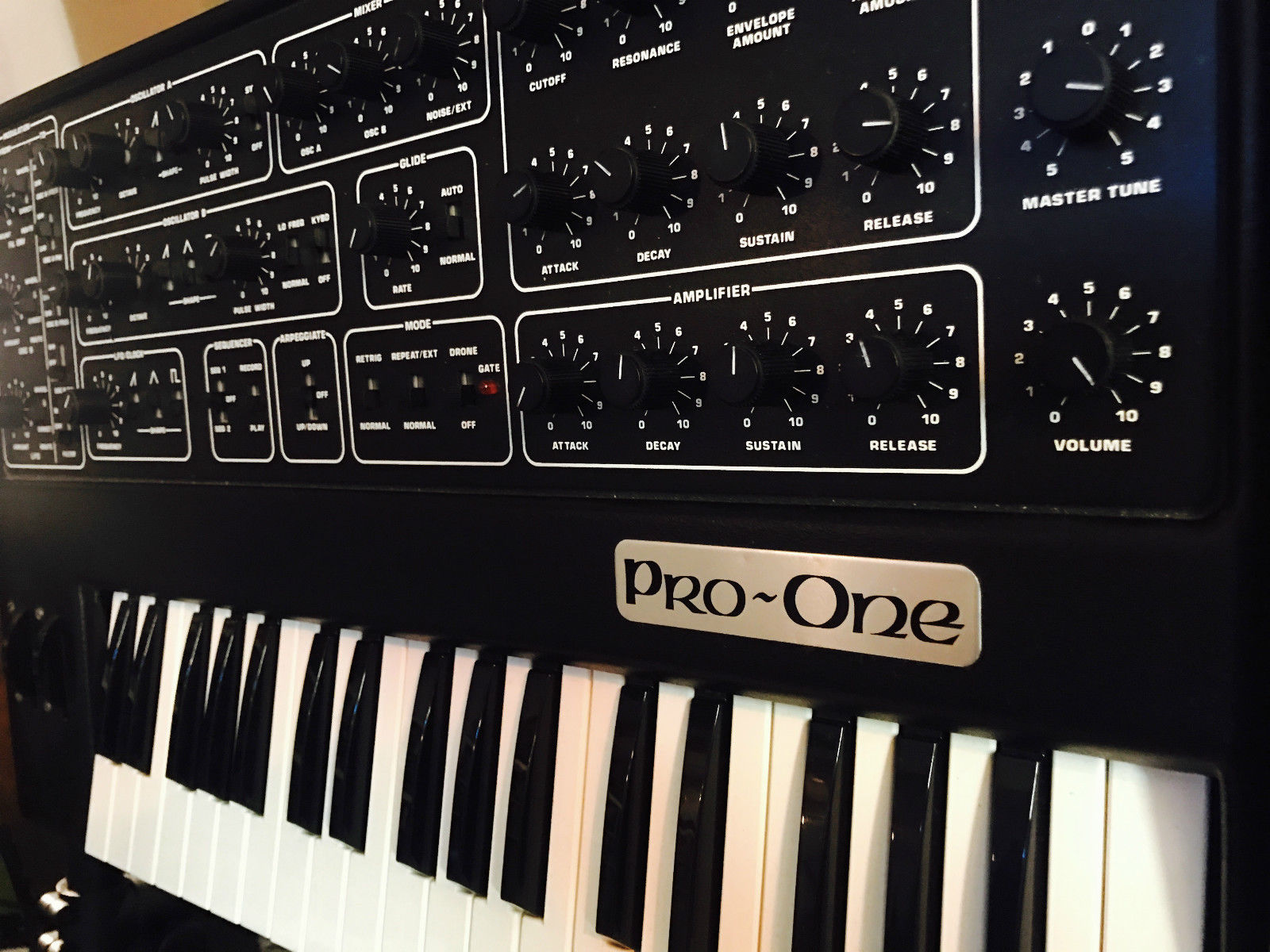 MATRIXSYNTH: SEQUENTIAL CIRCUITS PRO ONE ANALOG SYNTHESIZER