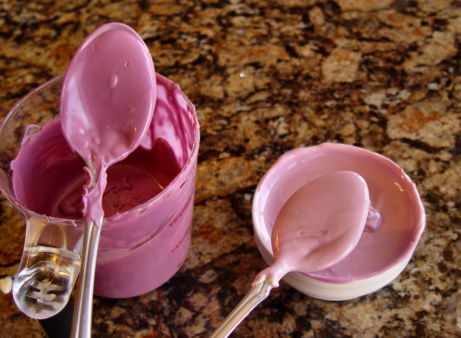 Pretty Oreo Bon Bons – Jamie Cooks It Up