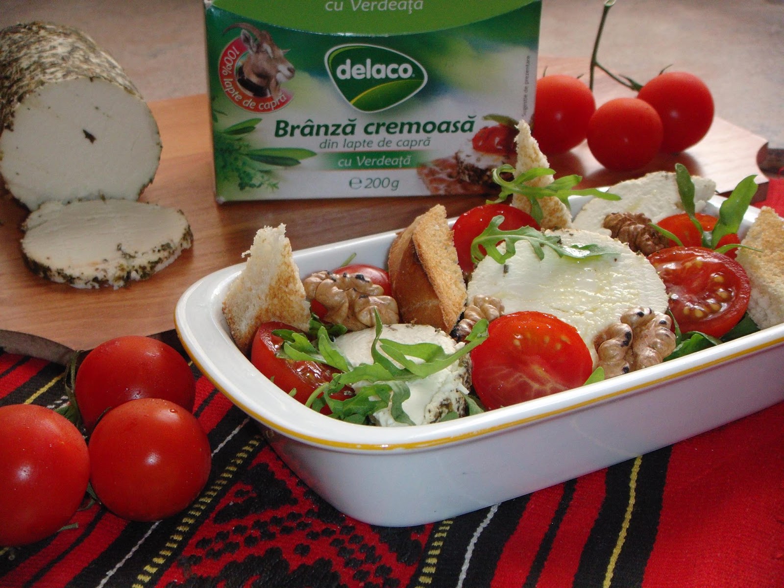 Salata cu branza de capra si rucola