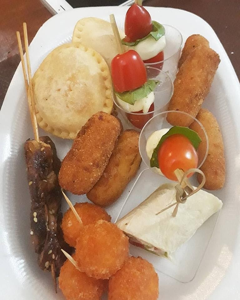 ANNERIS CUISINE. Tu Mejor Opción!!