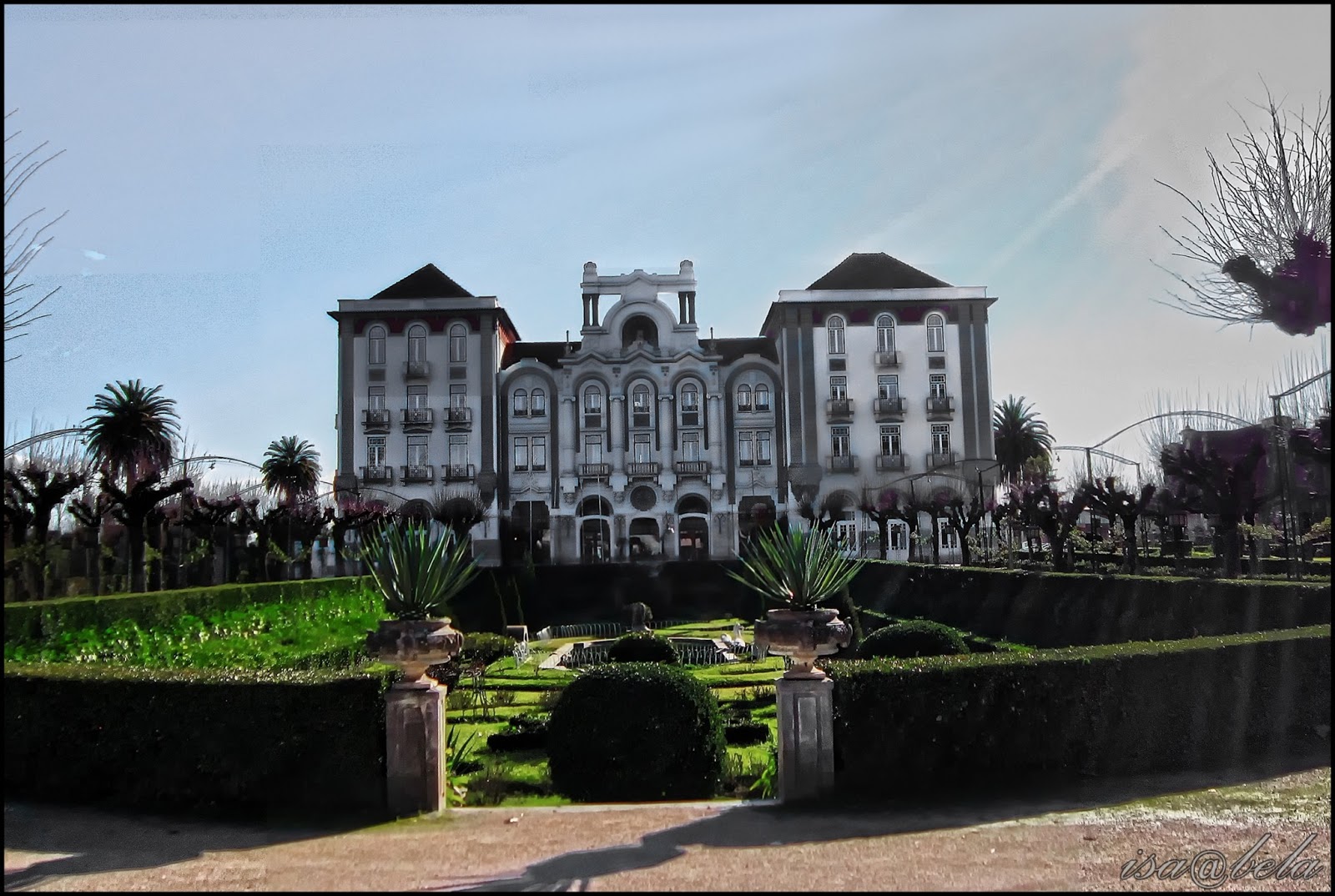 UM PIGO DE LUZ: Exterior do Palace Hotel da Curia / Anadia