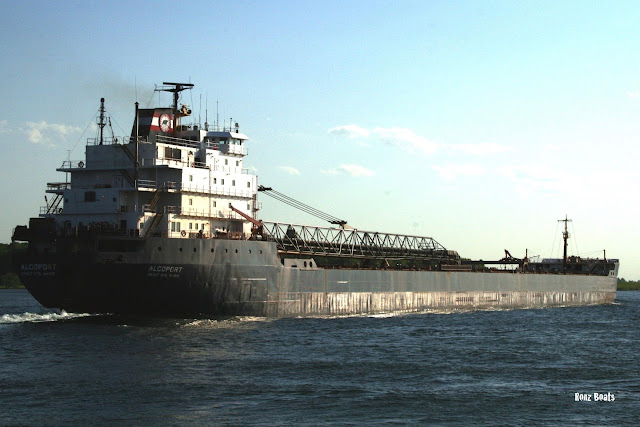 Carlz Boats: Self Unloader ALGOMA MARINER