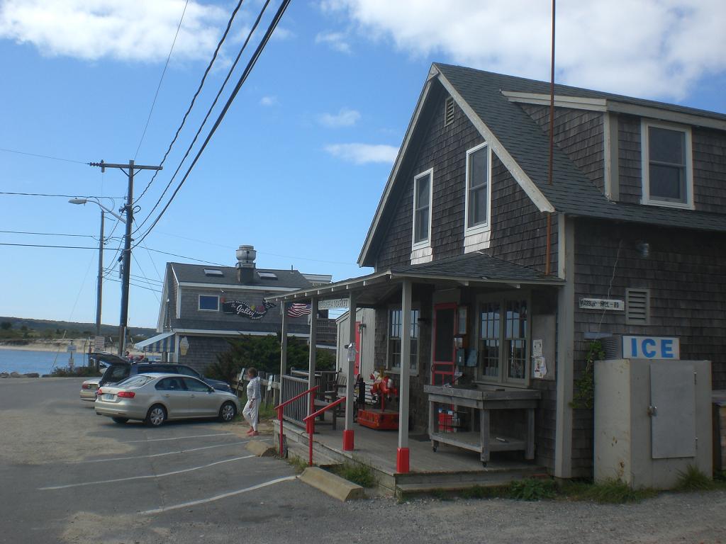 BLACK HOLE REVIEWS: JAWS filming locations, part 2 - South and West ...