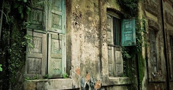 El Espejo Gótico: «La casa fantasma»: Robert Frost; poema y análisis.