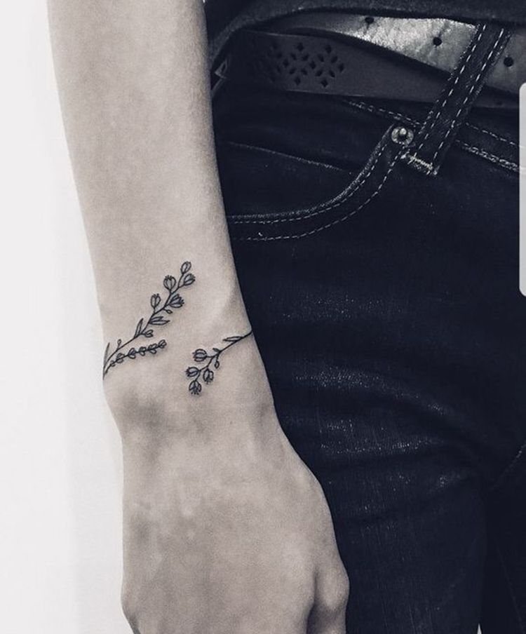 300+ Small Wrist Tattoos Ideas for Girls (2019) Women Wristband Designs ...