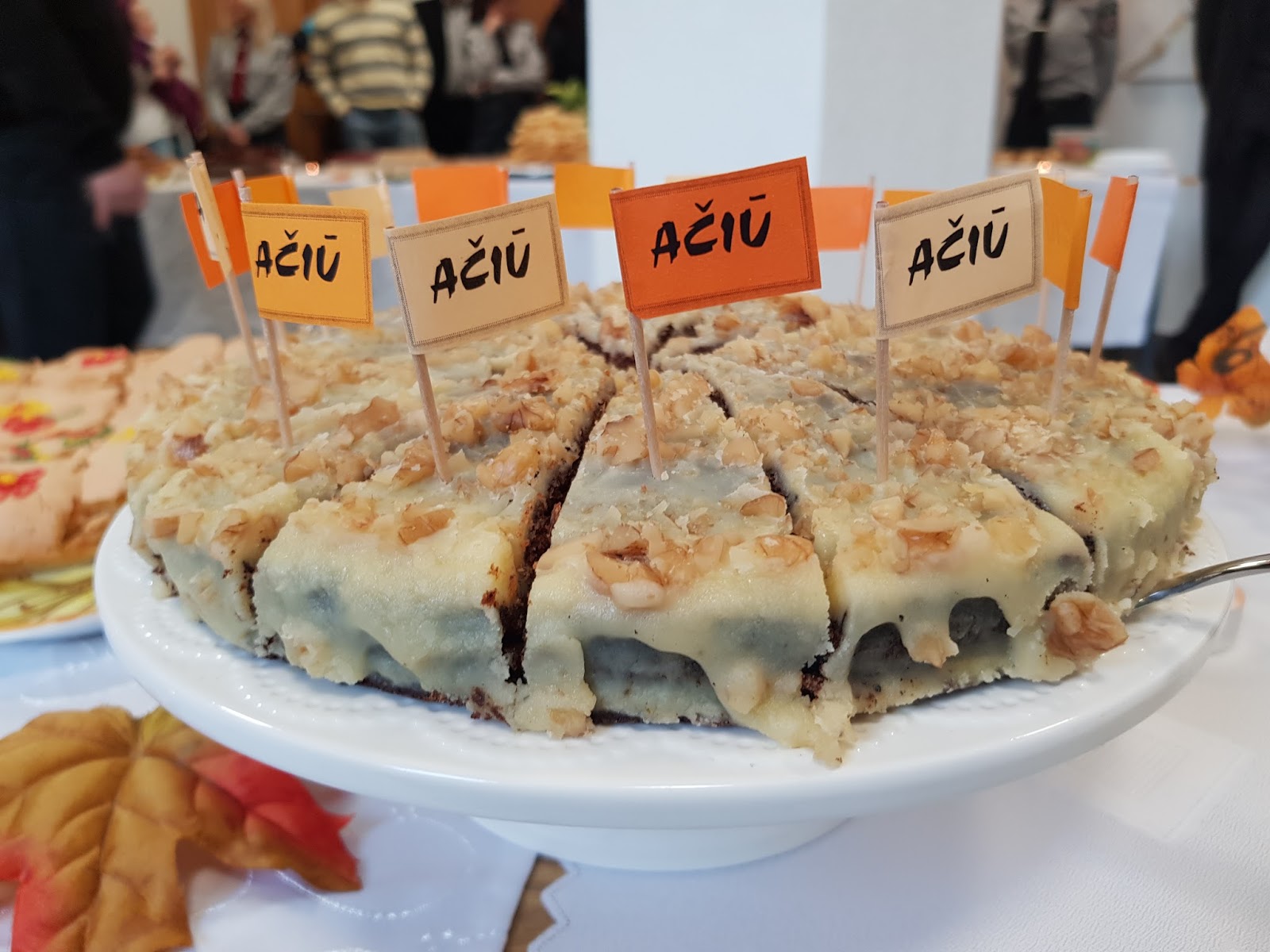 Jurgitos skanumai...: Dangiškas datulių pyragas