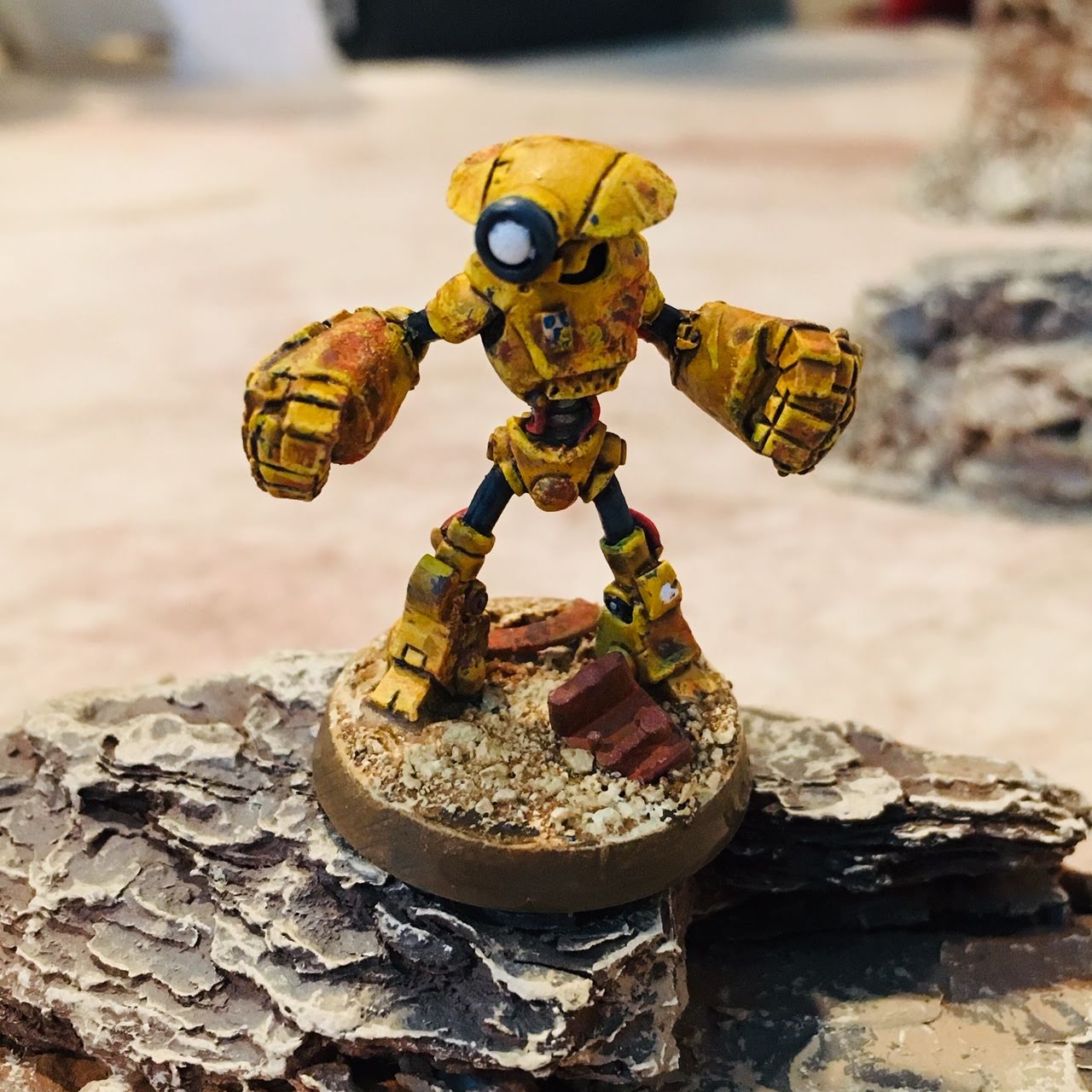 1000 Foot General: Sci-Fi Flotsam: Walter Warbot and Servant Prime