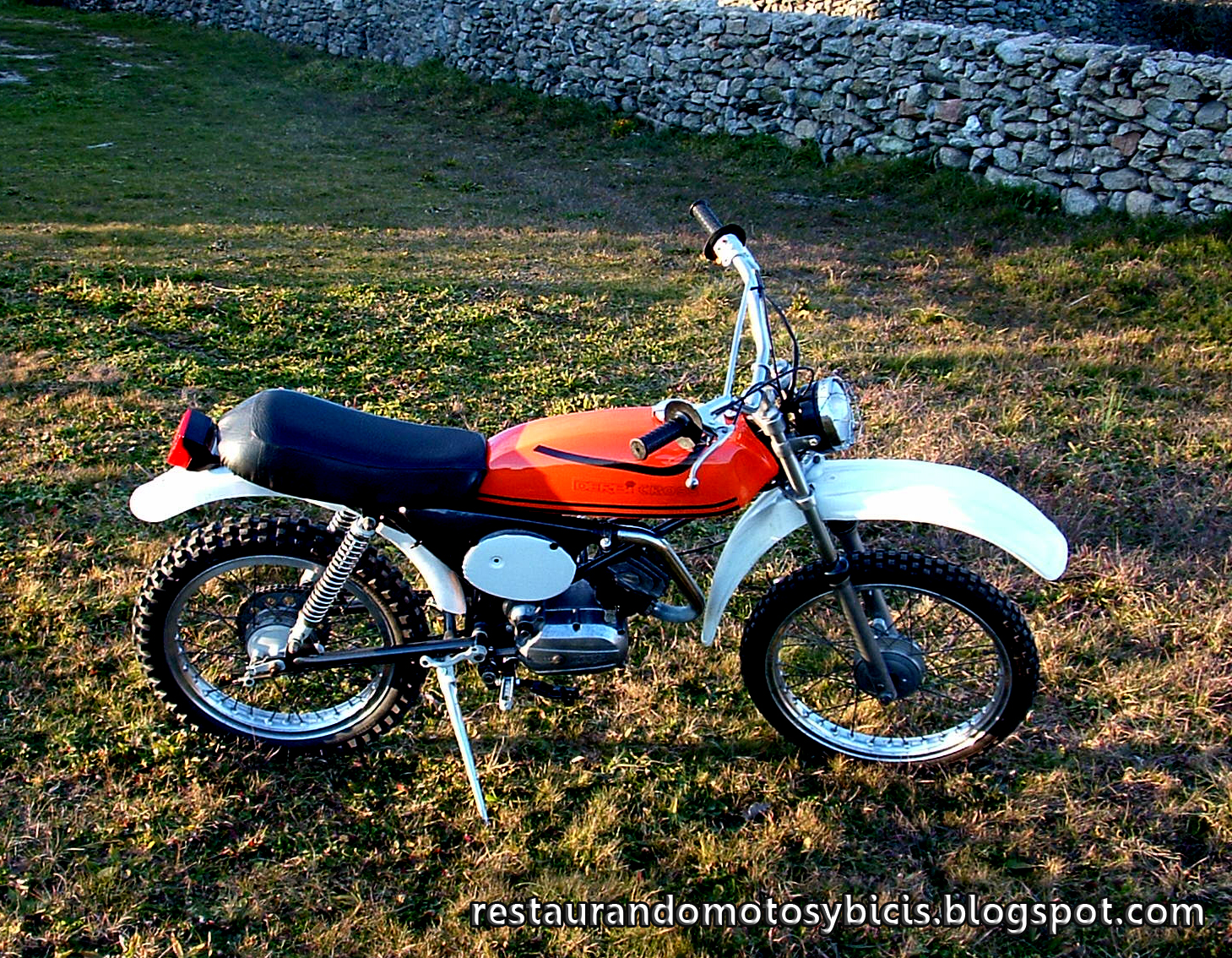 Restaurando Motos y Bicis: Restauración Derbi Cross 50V4