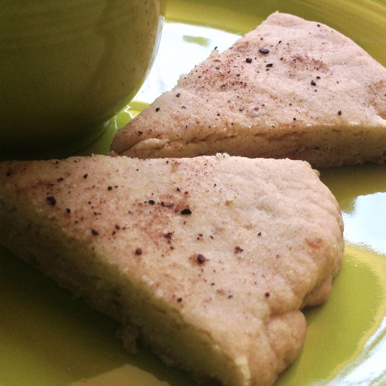 The Rainforest Garden: Spiced Ginger Shortbread