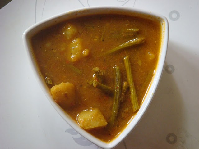 Easy Indian Cooking: Moonga Aloo Sabji