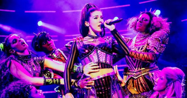 INTEVRIEW: Aimie Atkinson, currently in the cast of SIX at the Arts ...