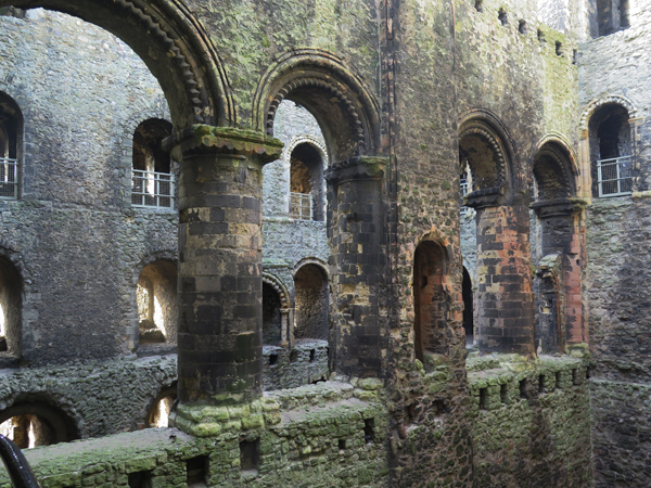 The Language of Stone: Rochester Castle Keep - The Interior
