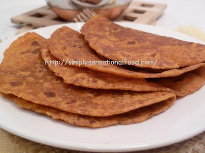 Tomato Chappati~ Blog hop wednesday 11th Jan 2012 | simply.food