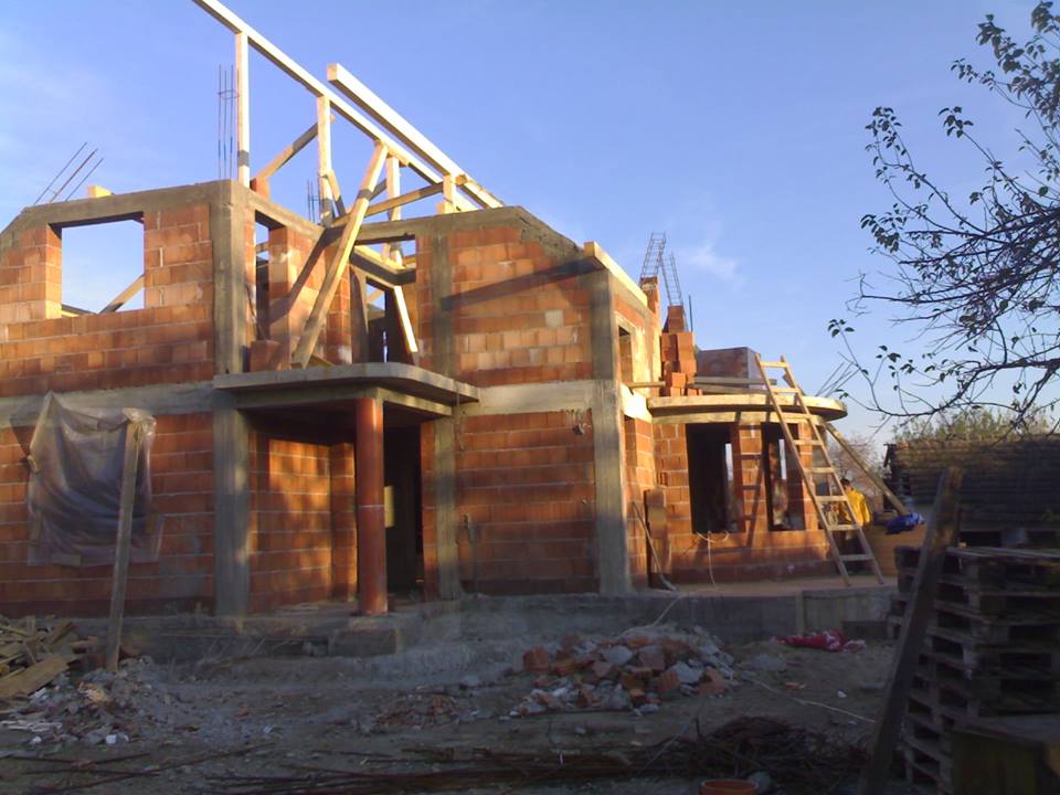 Arhiconstruct: Constructie casa la rosu Dumbravita Timis. Echipa ...