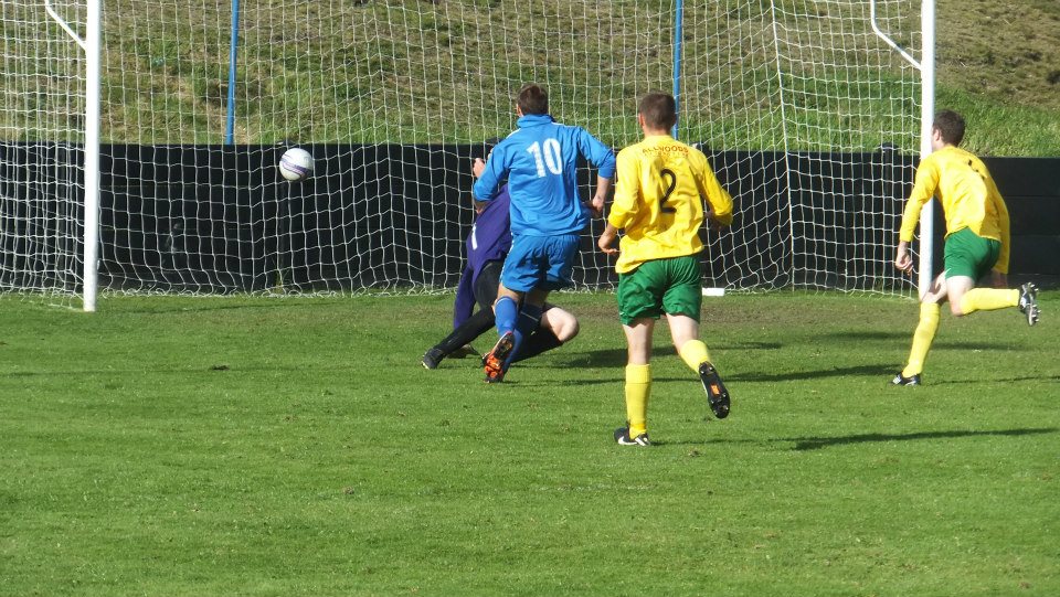 ON THE ROAD 2012-2013: Pinxton FC 2-3 Newark Town